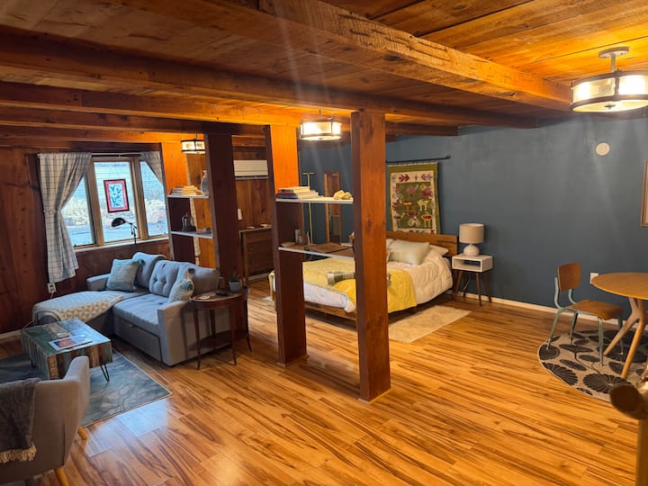 Southside Retreat - Santa Fe