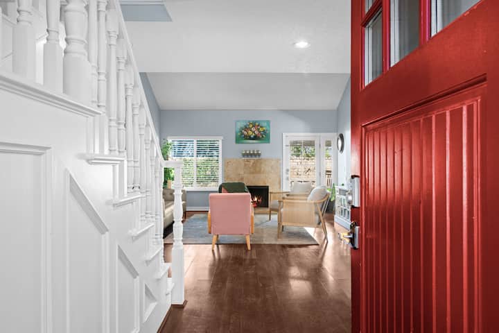 Valencia Ca Stunning 3100+sqft, 5 Bed/5bath Home - Santa Clarita, CA