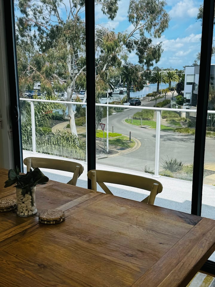 Safety Beach Victoria Marina Living - Red Hill