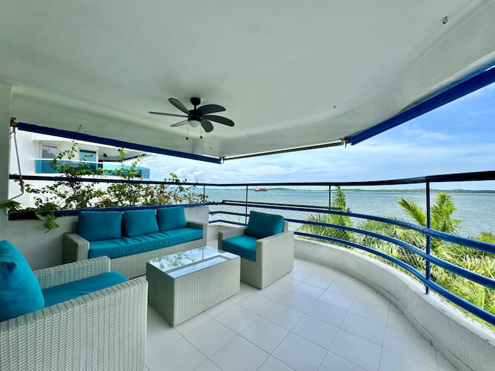 Cozy Castillogrande Beachfront 4 Bedroom Apartment - Cartagena