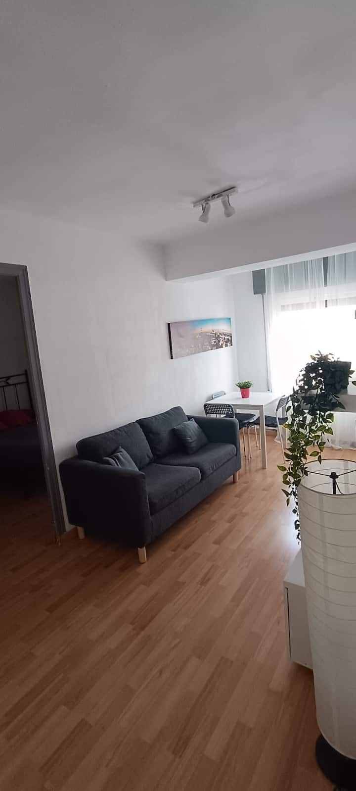 Cozy Apartment - El Prat de Llobregat