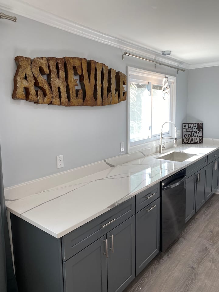 11 Min To Biltmore Sleeps 6 - Asheville, NC