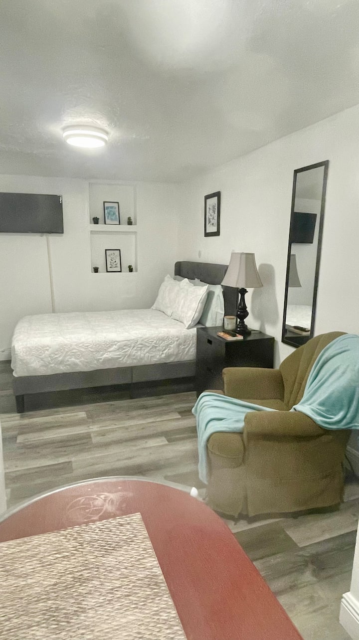 Miami Studio - Miami, FL