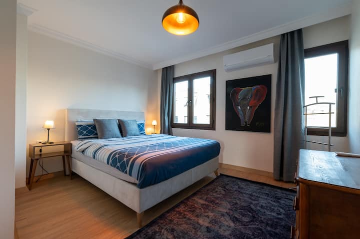 Heart Of Alsancak, New & Stylish & Cosy Apartment - Bornova