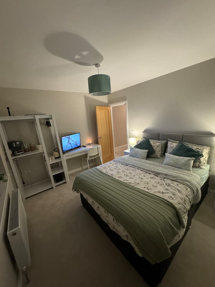 Room With Private Bathroom - Newry
