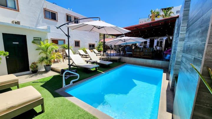 Studio#3.heart Of Downtown.pool,gym,ac,wifi. - Cabo San Lucas