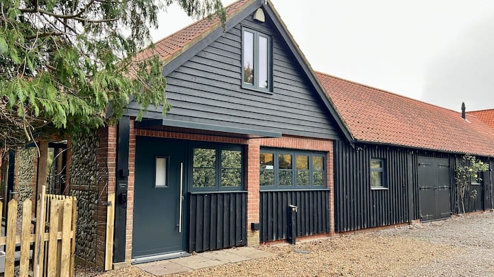 Two Hoots - Blakeney