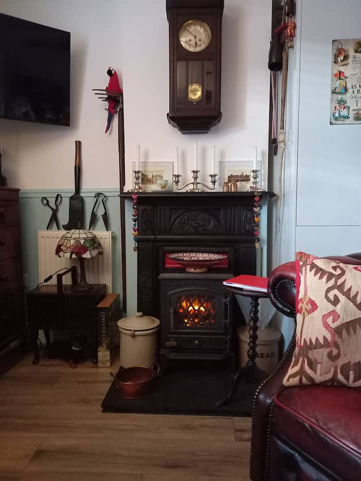 "Lovely Victorian Flat In The Heart Of Evesham." - Evesham