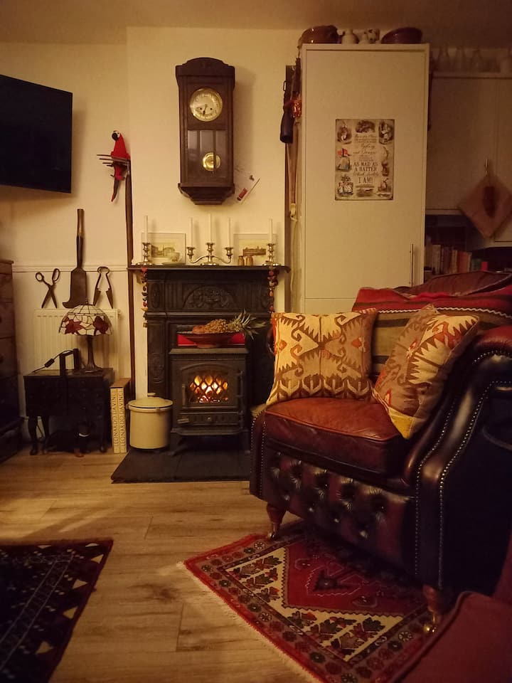 "Lovely Victorian Flat In The Heart Of Evesham." - Evesham