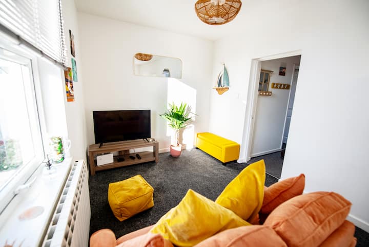 Seaside Home With Parking Near Towan Beach - Newquay