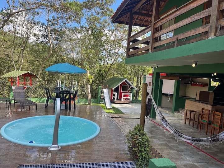 Chácara Lá Livia Pindamonhanga/campos Jordão/apare - Santo Antônio do Pinhal