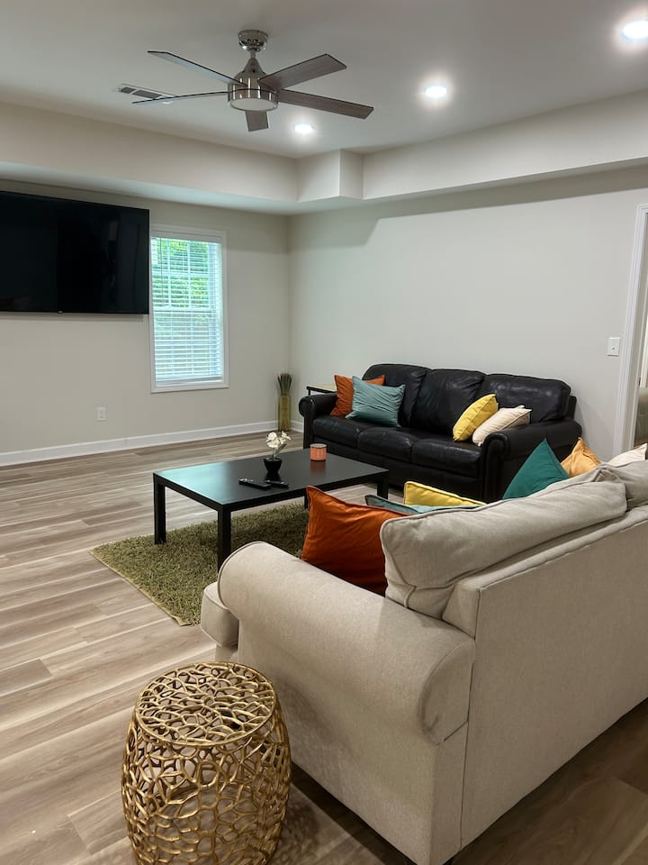 Atlanta Modern 3br/2ba Basement Retreat - Stockbridge, GA