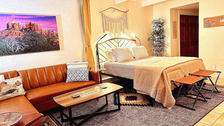 Zen Den- Full Kitchen-west Sedona - Sedona, AZ