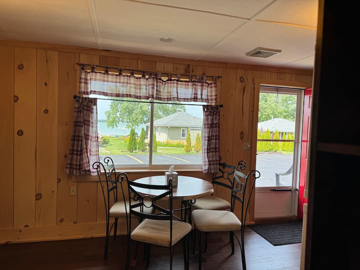 Lakeview 1 Bedroom Jr Suite - Presque Isle, MI