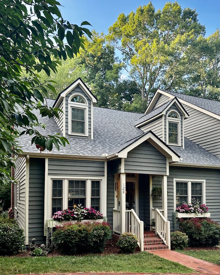 Private 3-room Loft 
Adult(s) Only
60-day Min Stay - Cary, NC