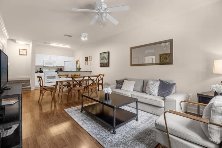 Comfort House / Sleeps 8 - 8-106 - Celebration, FL