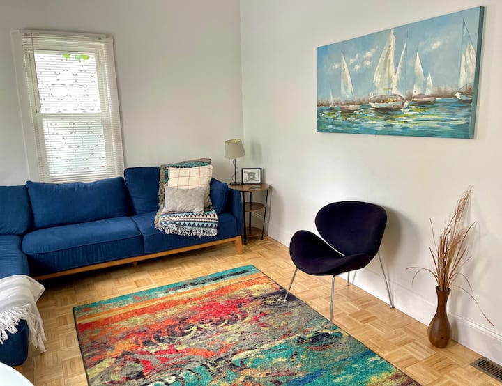 Spacious 1br Home Close To Train & Downtown - Boston, MA