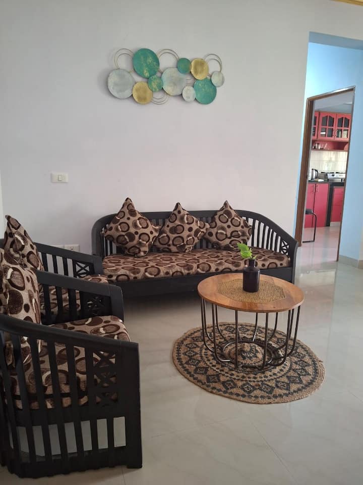 Amber's Comfort.peaceful Area,5 Min Drive 2 Beach. - Goa
