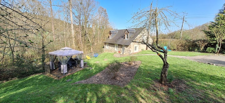 Cottage Au Calme, Chaleureux, Idéalement Situé - Calvados