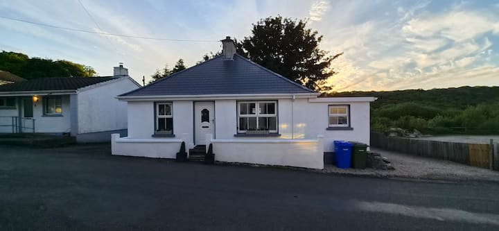 Classic Country Cottage In Glen Village - Irlande