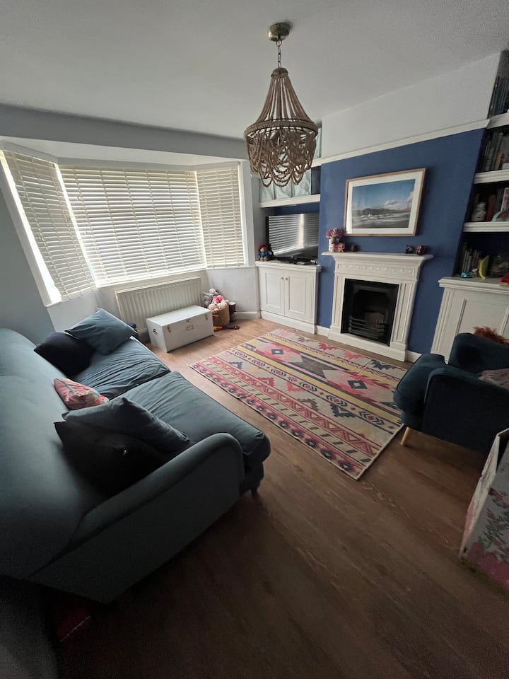 Family Home In The Heart Of Southwell - Southwell