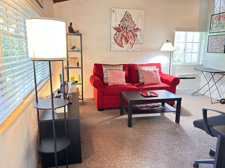 Comfy Studio / Loft In South Miami - W/kitchenette - Westchester, FL