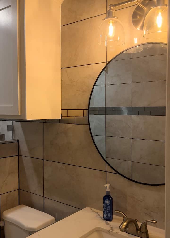 Modern 4bd/2.5ba • 5 Min To Airport, Mall + More - McAllen, TX