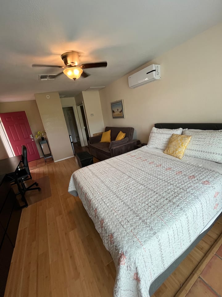 Beautiful Suite In Rancho Viejo. Near Spi /Bro - La Paloma, TX