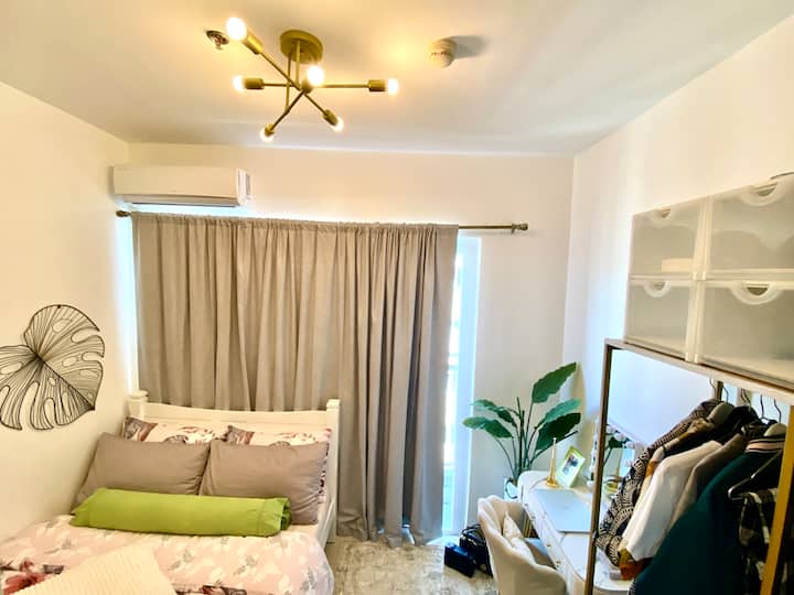 Condo Almanza Uno-sm South Mall Las Pinas - Muntinlupa