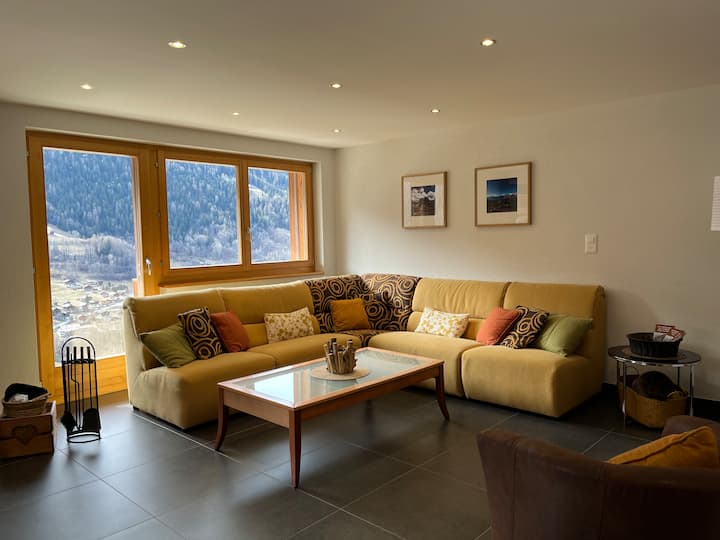 Les Morands : Charmant Appart Avec Terrasse - Zinal