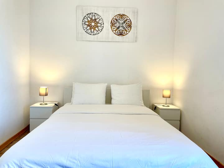Cozy Clean & Quiet - Almada
