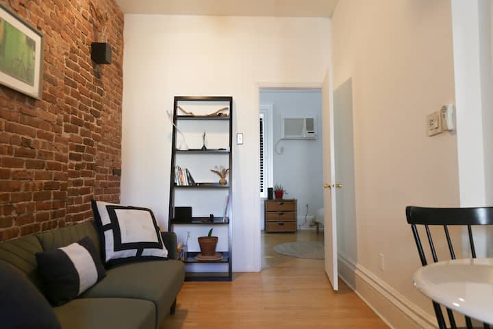 Stylish Hoboken 1br Patio Walk To Path Nyc - Hoboken, NJ