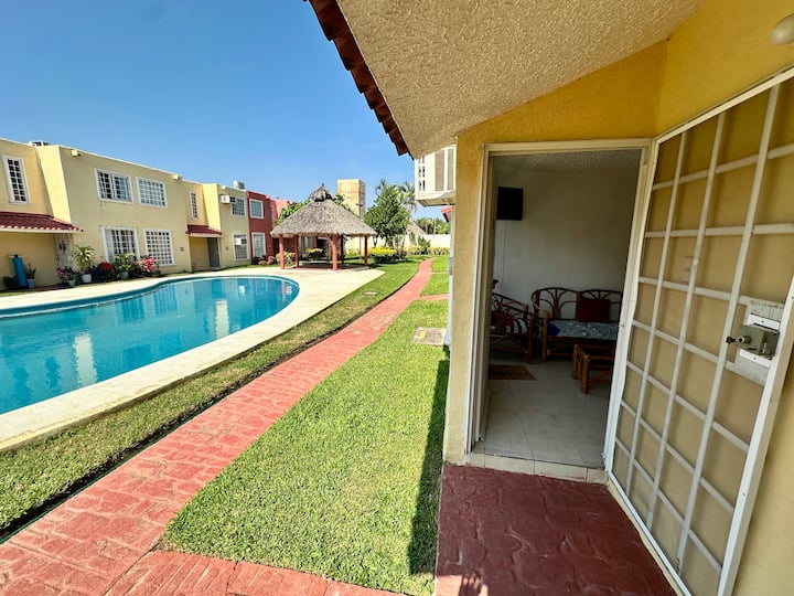 Casa Completa: 2 Habitaciones Con Alberca Y Palapa - Acapulco