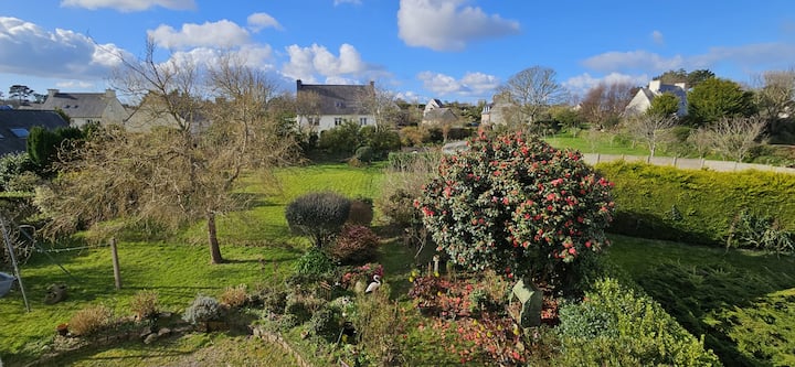 Belle Maison Bretonne Avec Un Grand Jardin - Trégastel