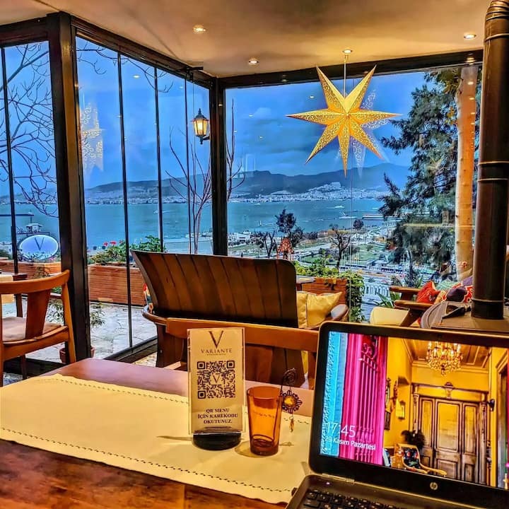 Historic Mansion With Stunning Sea View - Variante - Buca