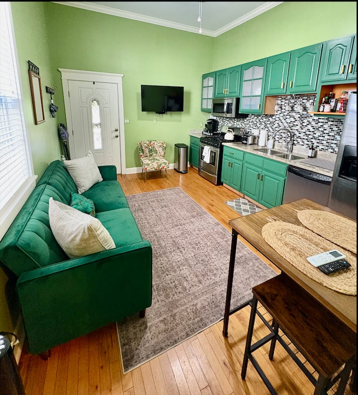 Centrally Located For A New Orleans Adventure! - Metairie, LA