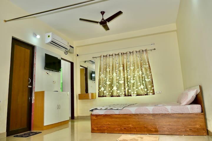 Puri Studio Apartment - Puri
