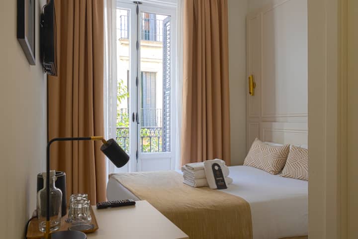 Habitación Doble Con Balcon - Madrid