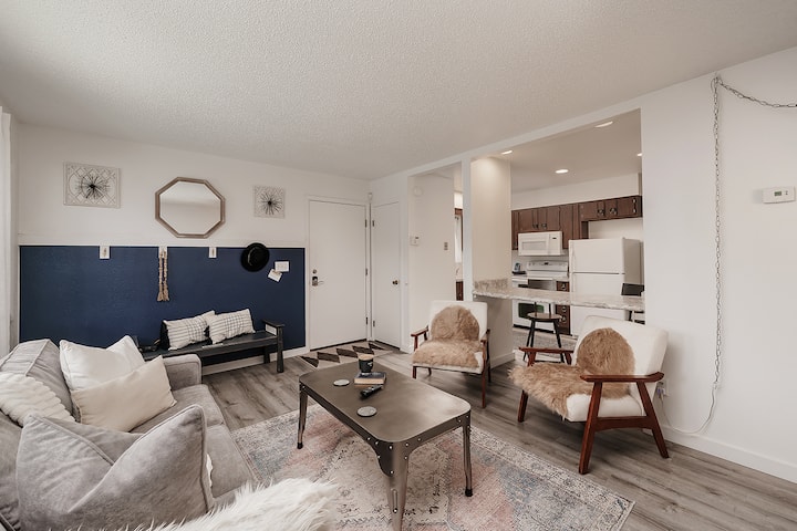 Off The Avenue One Bedroom Duplex - Billings, MT