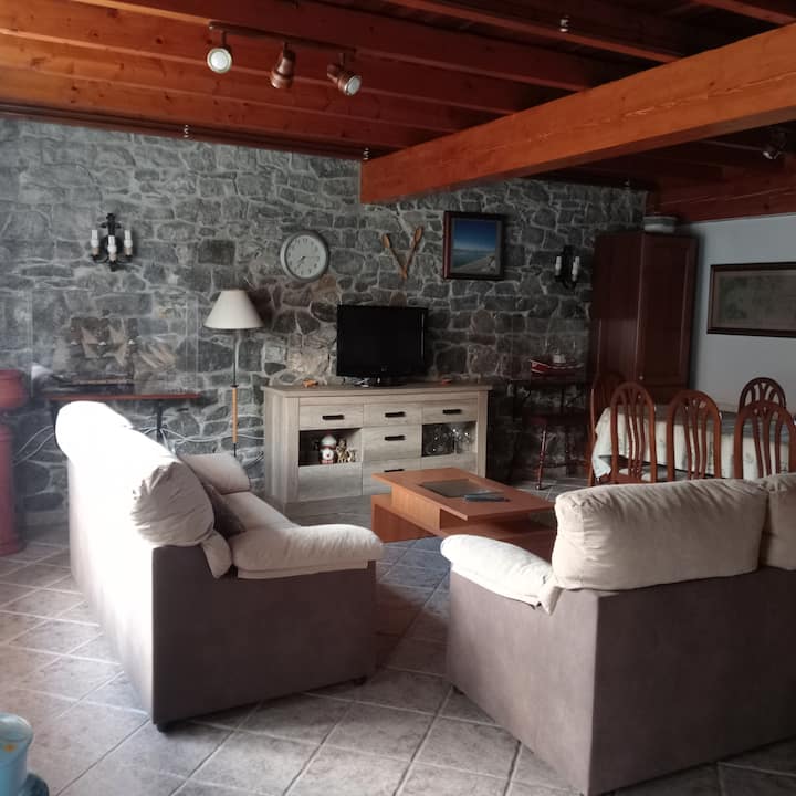 Casa Miguel Muy Amplia Y Con Jardin - Isla