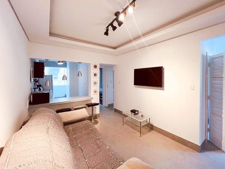 Apartamento Confortável 100mt Da Praia Do Gonzaga. - Santos State