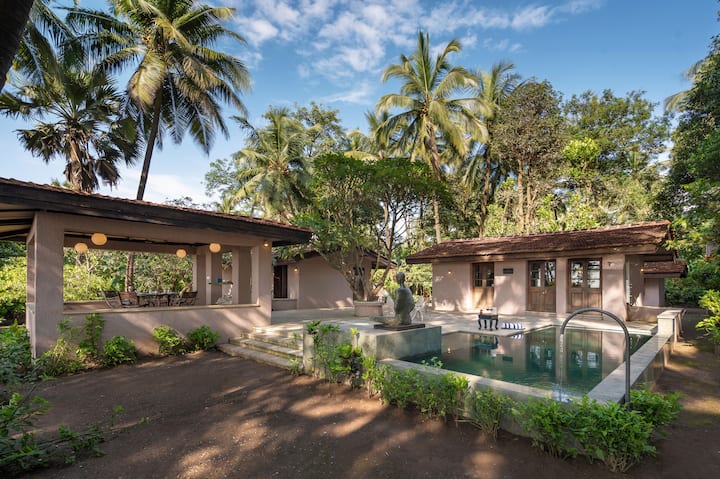 Bay Watch-3br Beachfront Villa With Pool & Bonfire - Palghar