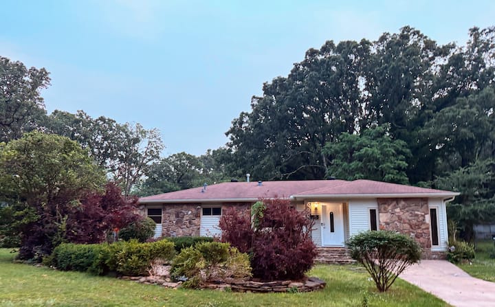 Country Club Place - North Little Rock, AR