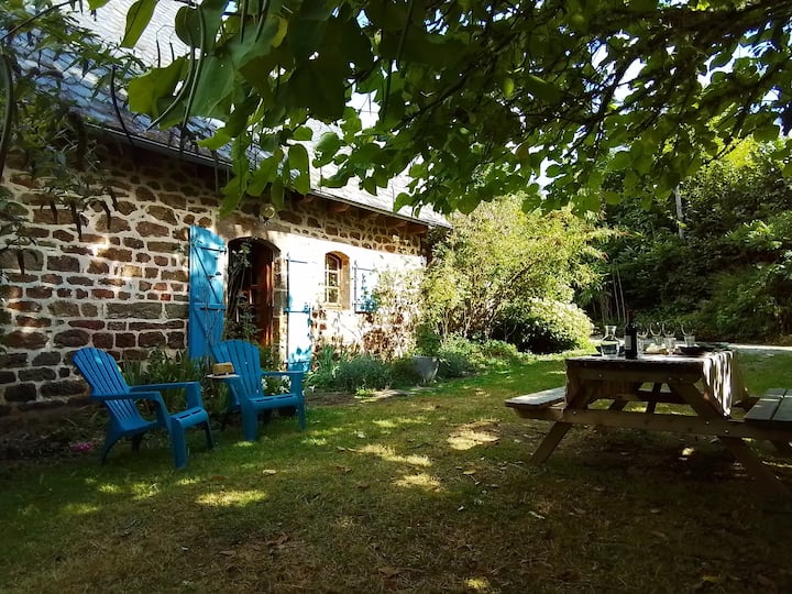 Gîte 8 Personnes, Calme Et Verdure - Égletons