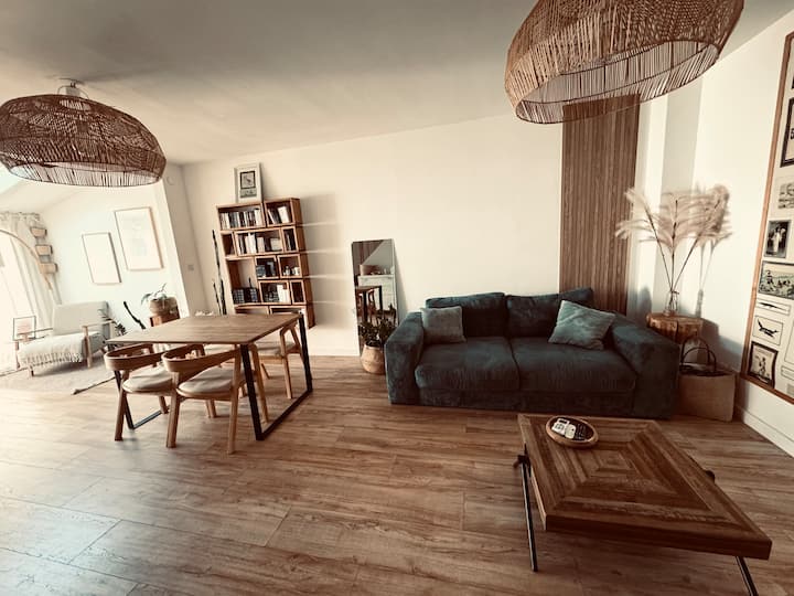 Maison 2 Chambres - 10min à Pied Des Plages - Saint-Gilles les Bains