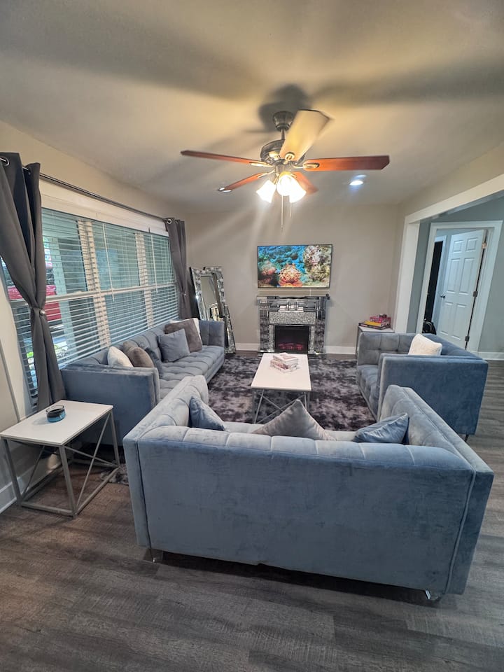 Decatur Luxe Bnb - Stone Mountain, GA