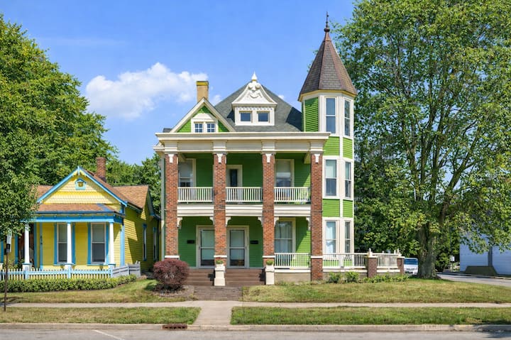 Fountain Square Historic Townhome | 2bd, 2 Br - Indianapolis, IN
