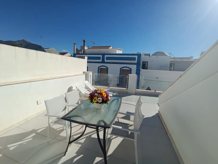 Penthouse With Private Roof Terrace Near The Beach - Nerja