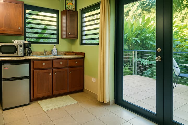 Steps To Beach • Private Studio • Rincón Pr - Aguada