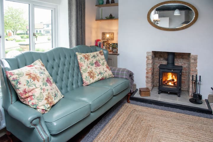 Village Stay | Log Fire | Pub | Fast Wi-fi - Bishop Auckland